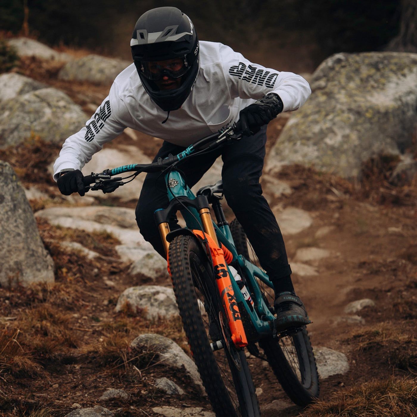 OneUp Components 35mm Rise Carbon Handlebar