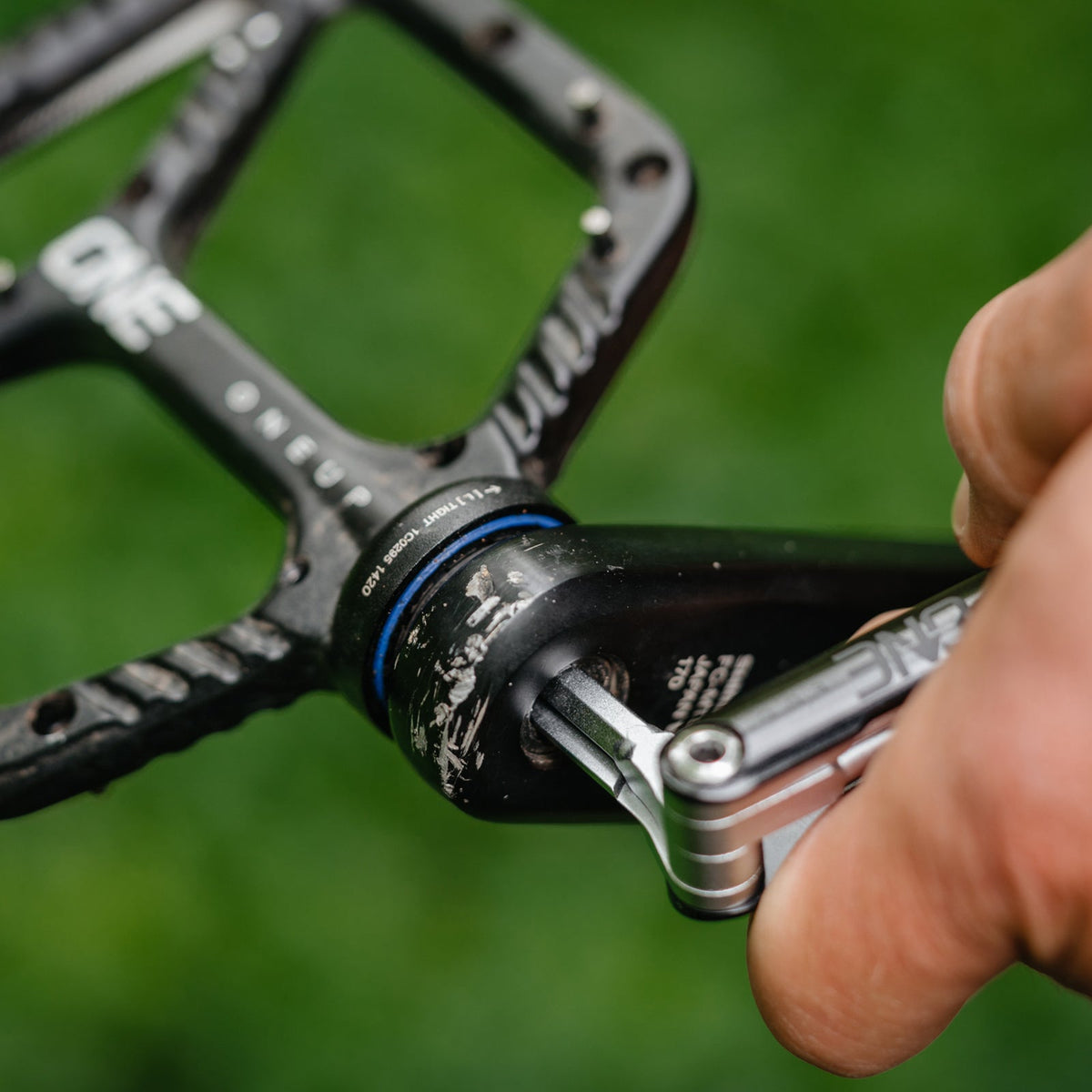OneUp Components EDC V2 Tool - MTB Multitool System