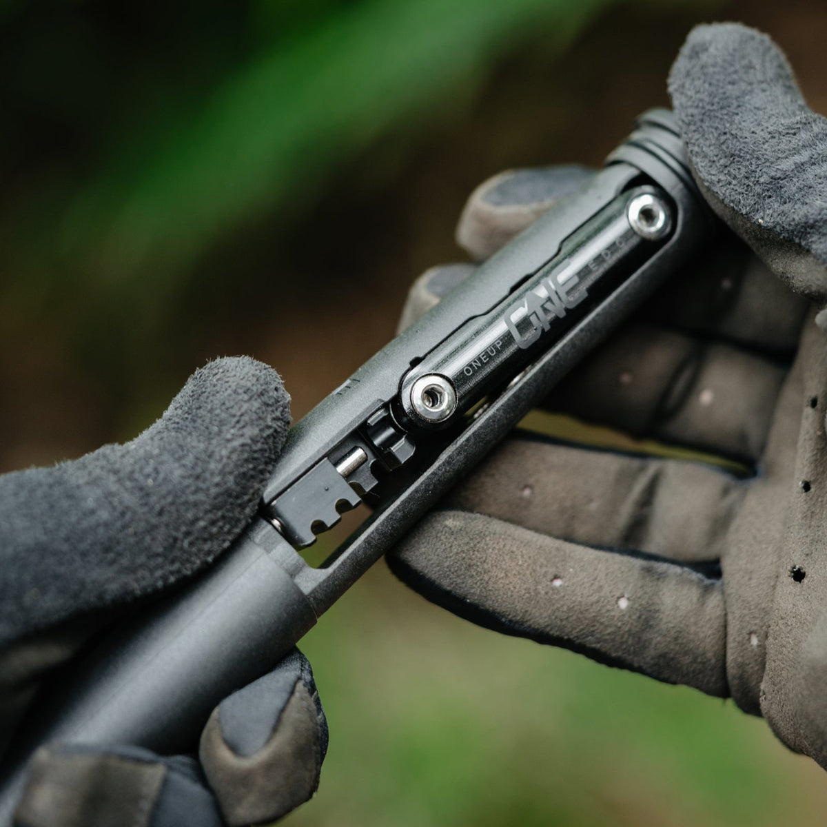 OneUp Components EDC V2 Tool - MTB Multitool System
